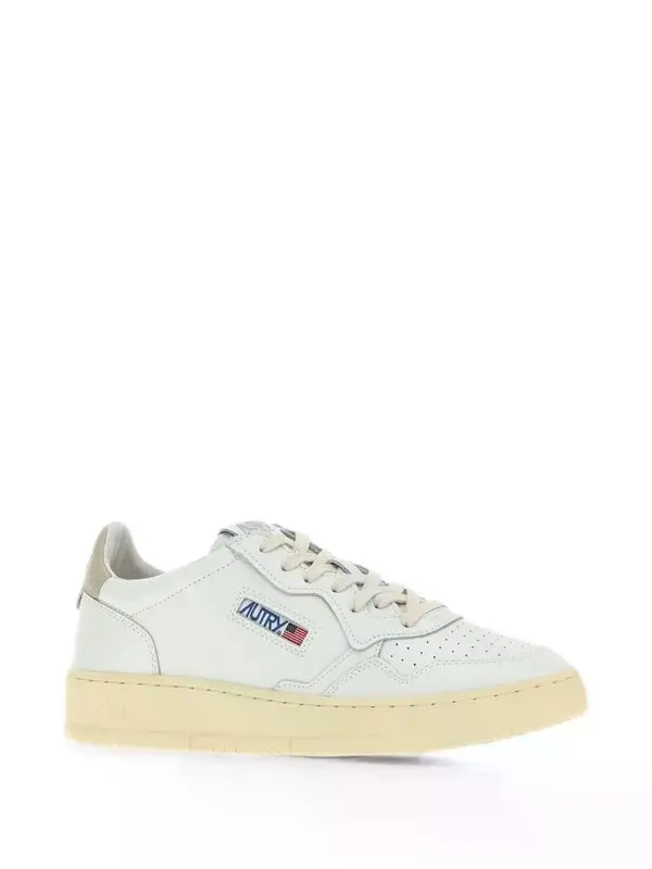 AUTRY Medalist Perforated Sneakers