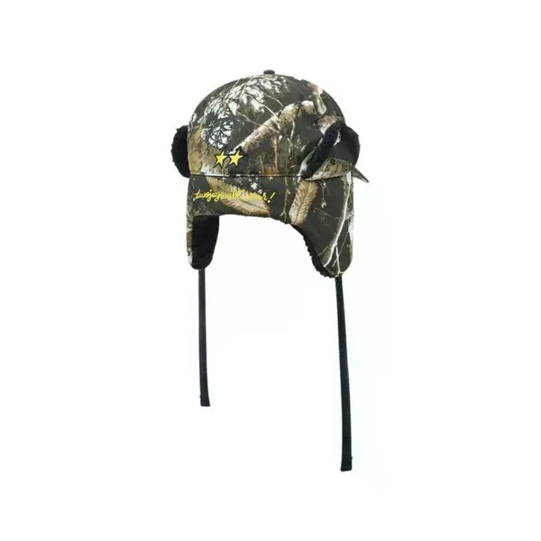 TWOJEYS Camouflage-print Faux-shearling Cap