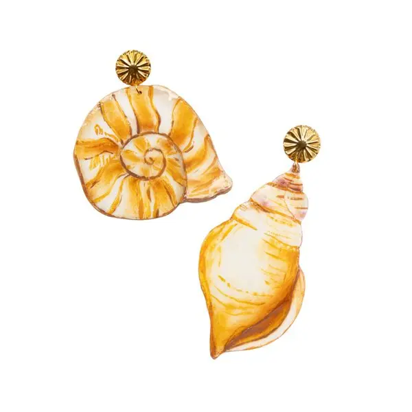 SUNSET MAGIC STUDIO Atlantis Asymmetrical Shell Earrings - Yellow