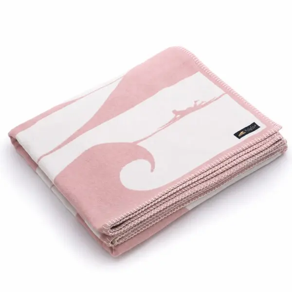 THE CORNISH SURFER Wild Salmon Pink Blanket - White