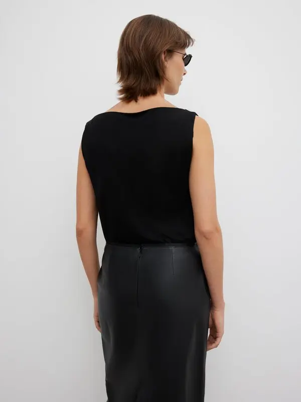 HOUSE OF DAGMAR Sleeveless Square Neck Top - Black