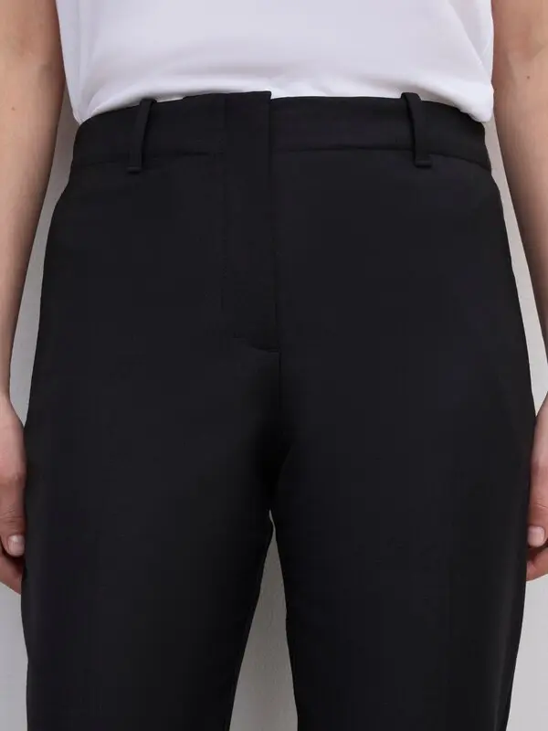 HOUSE OF DAGMAR Cropped Tailored Trousers