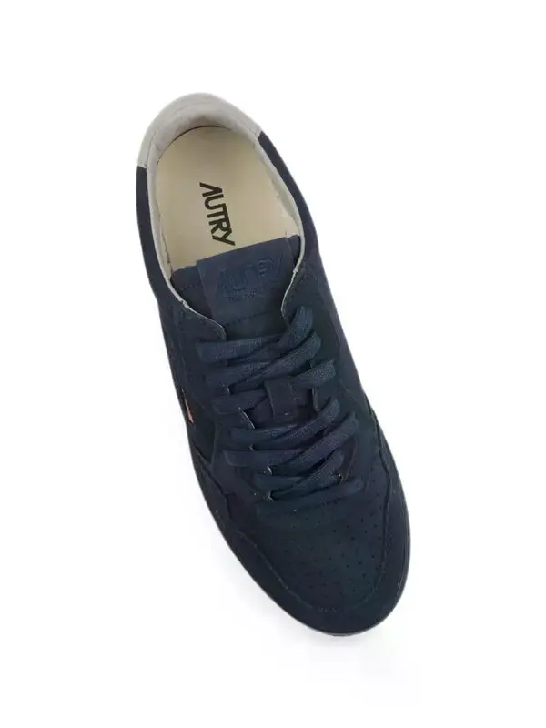 AUTRY Medalist Low Perforated Panelled Sneakers