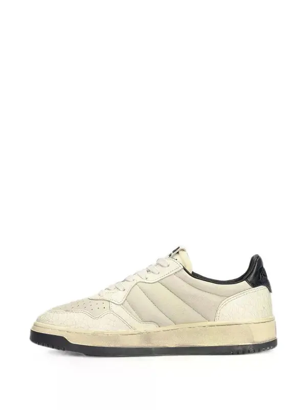 AUTRY Super Vintage Lace-up Sneakers