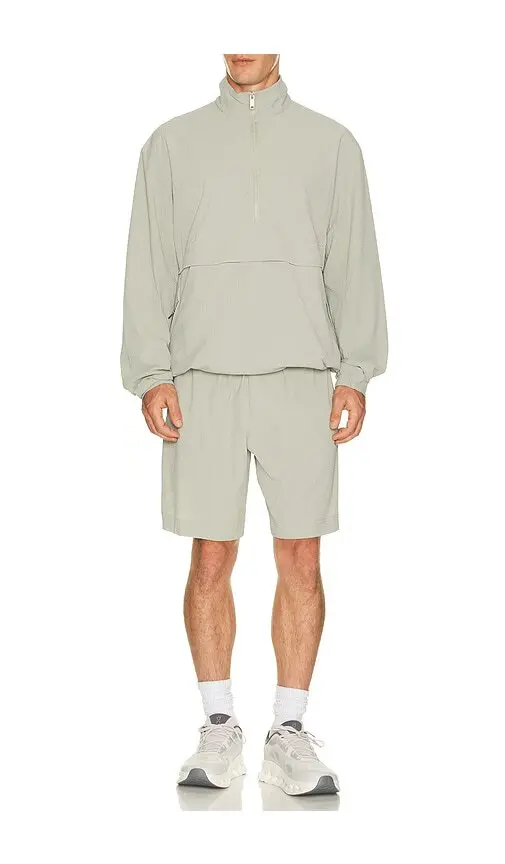 On Courtside 1/2 Zip Eaze In . Also