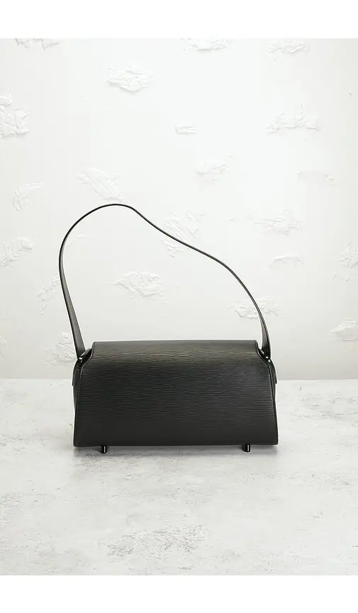 FWRD RENEW Louis Vuitton Epi Nocturne Pm Shoulder Bag