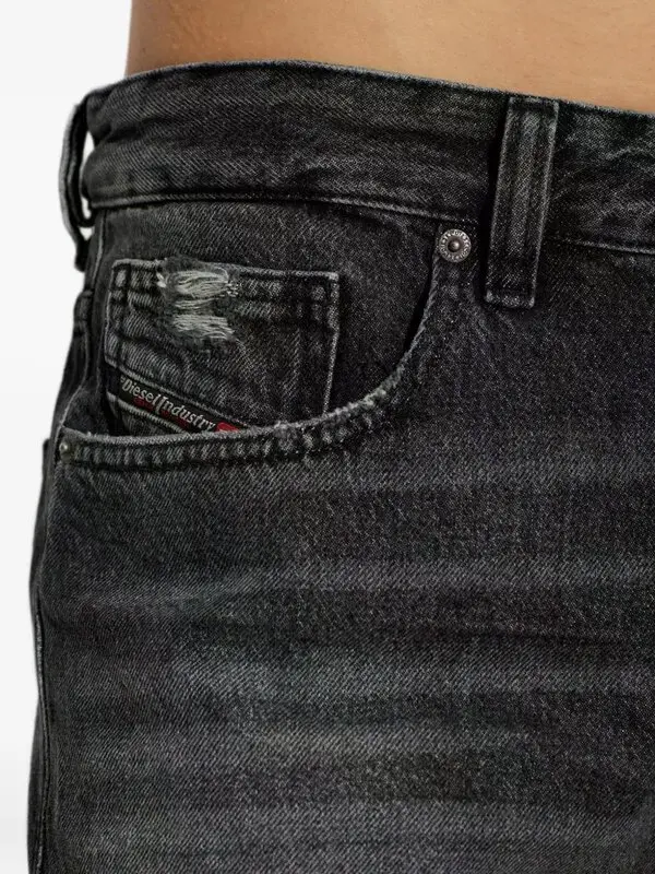 DIESEL® 2024 D-macs Distressed Jeans