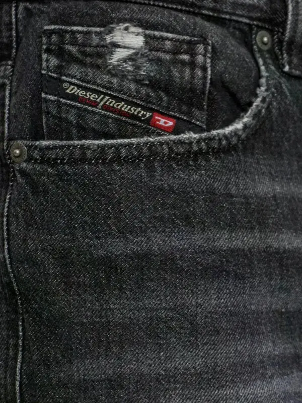 DIESEL® D-macs Distressed Jeans