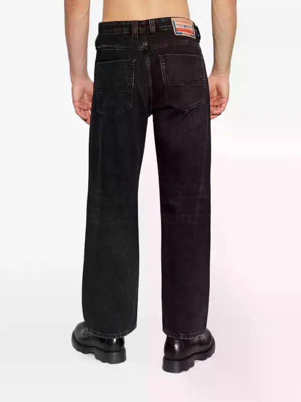 DIESEL® 1980 D-eeper Straight-leg Jeans