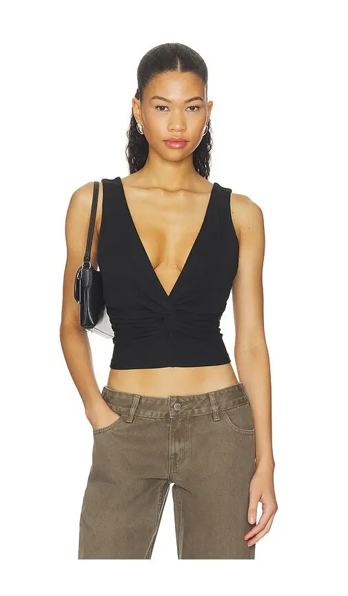 With Jéan Piper Top In . Also
