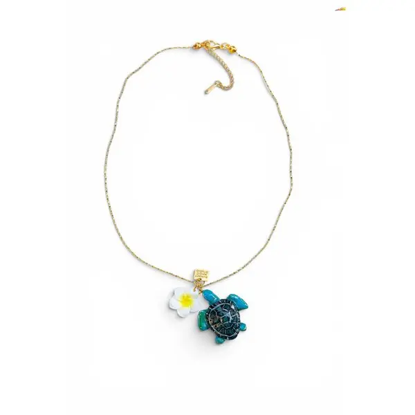 SUNSET MAGIC STUDIO Caretta & Plumeria Charm Necklace - Yellow