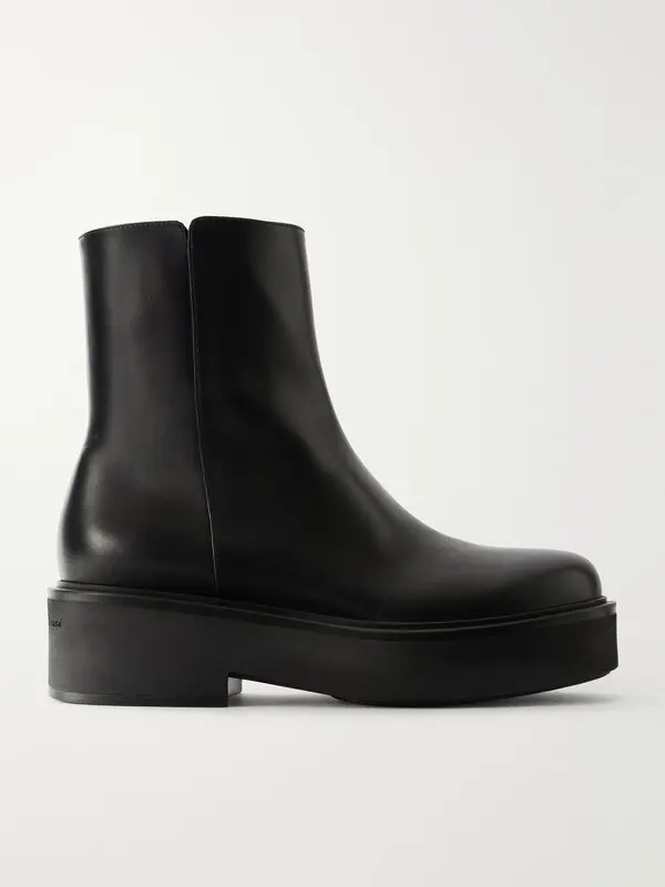 GIANVITO ROSSI Hiro Bootie Leather Ankle Boots - Black
