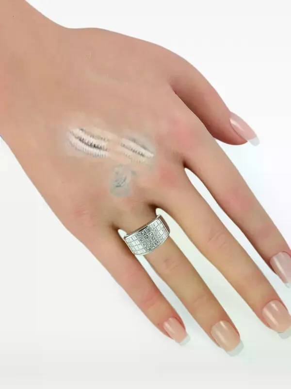LB EXCLUSIVE Diamond Princess-cut Ring - Silver