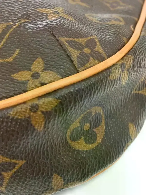 LOUIS VUITTON 2009 Pm Odeon Shoulder Bag
