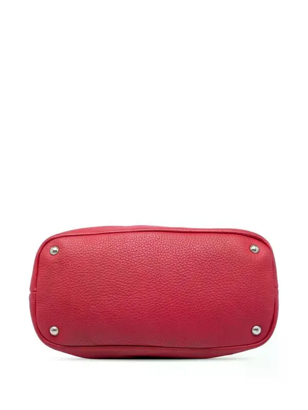 Prada 2010-2026 Vitello Daino Shoulder Bag - Red