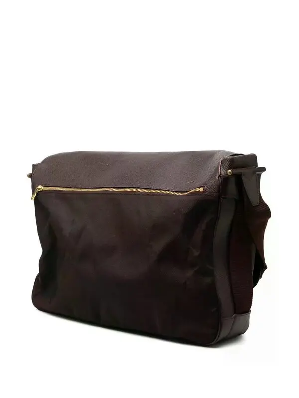 LOUIS VUITTON Taiga Dersou Crossbody Bag