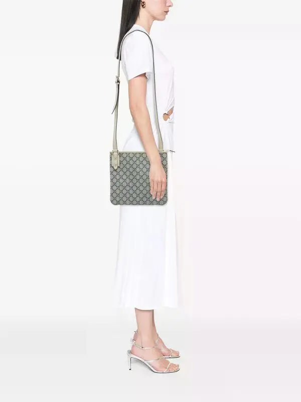 Gucci Gg Supreme Crossbody Bag