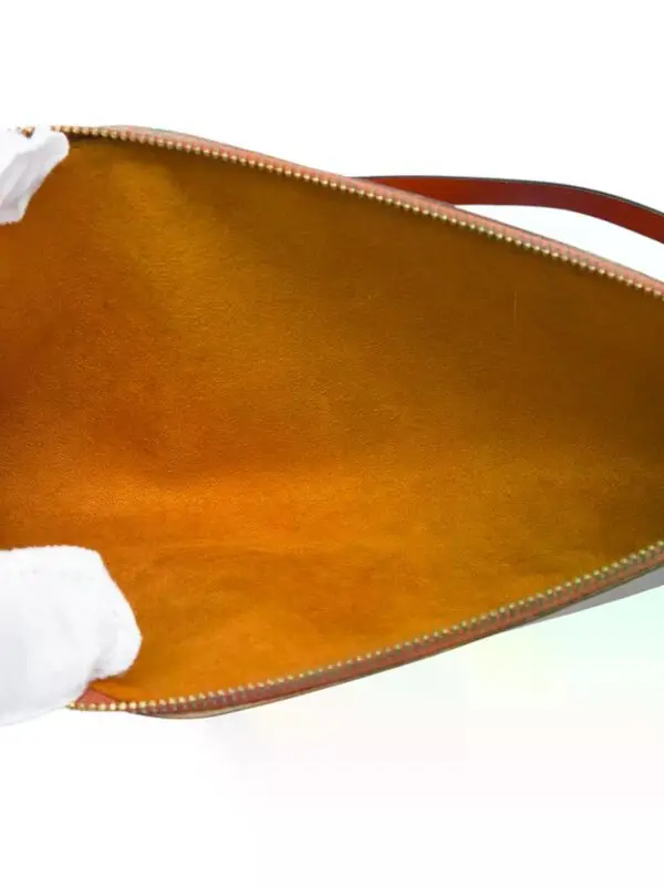 LOUIS VUITTON 1999 Epi Pochette Accessoires Shoulder Bag