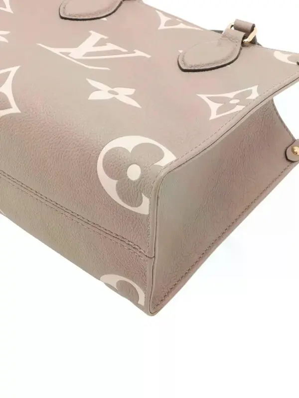LOUIS VUITTON 2020-2026 Bicolor Monogram Empreinte Giant Onthego Pm Satchel