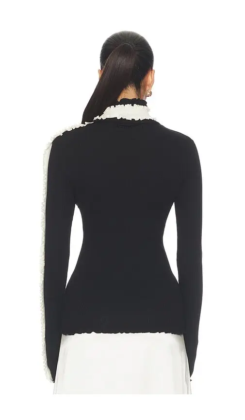 OPERASPORT Amelie Seamless Top In . Also