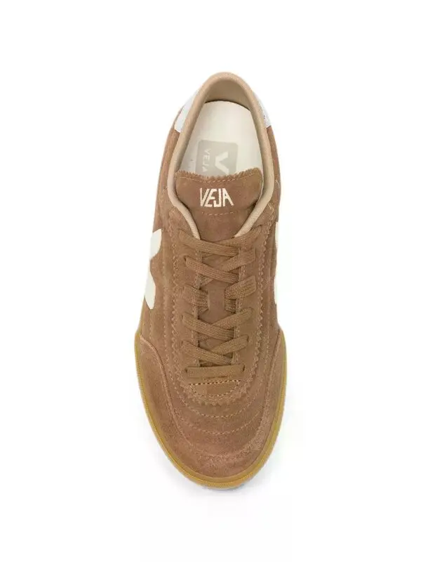 VEJA Panenka Sneakers