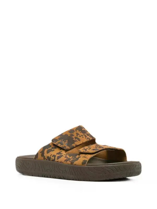VEJA Etna Sandals - Brown