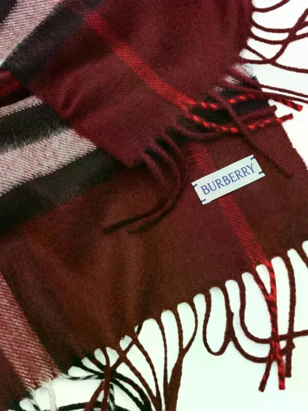 Burberry Giant Check-pattern Scarf