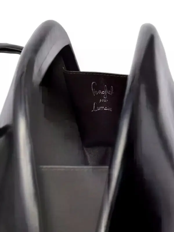 LEMAIRE X Carlos Peñafiel Fesses Bag In Patinated Leather - Black
