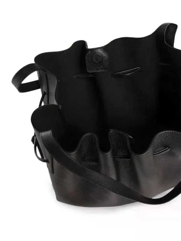 Yuzefi Scallop Pebble-grain Leather Tote Bag