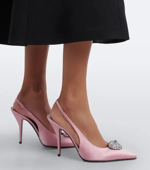 Valentino Garavani Cour Royal Satin Slingback Pumps - Pink