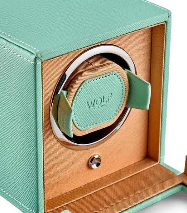 Wolf Cub Watch Winder With Cover