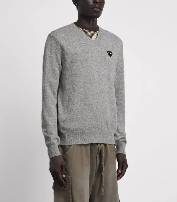Play Comme Des Garcon Wool V-neck Rhinestone Heart Sweater - Grey