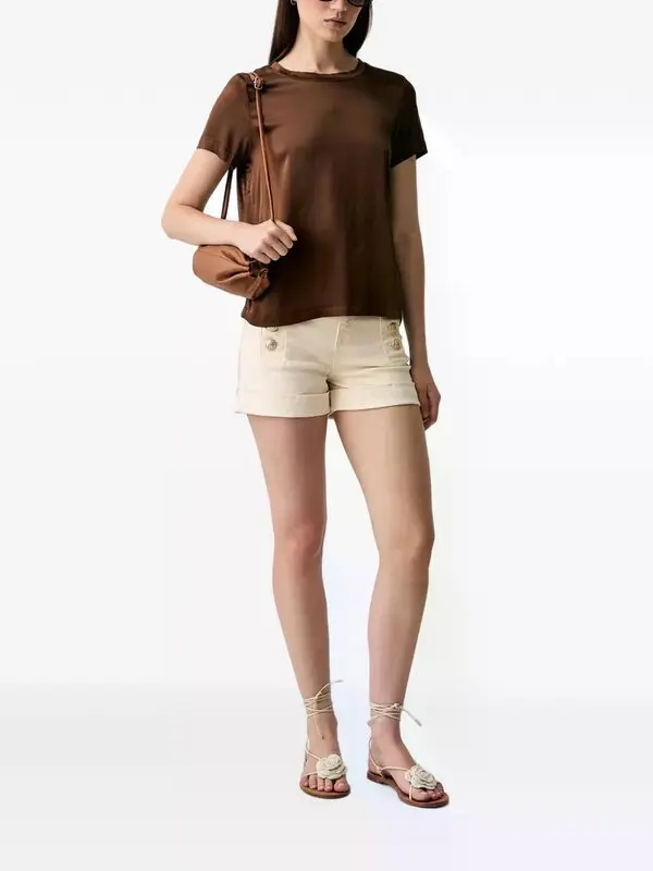VICOLO Button-embellishment Short