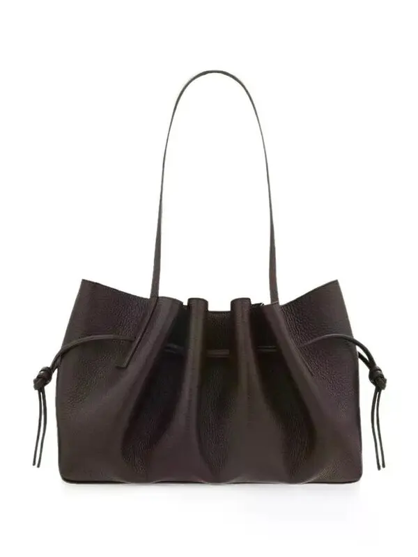 Yuzefi Scallop Shoulder Bag