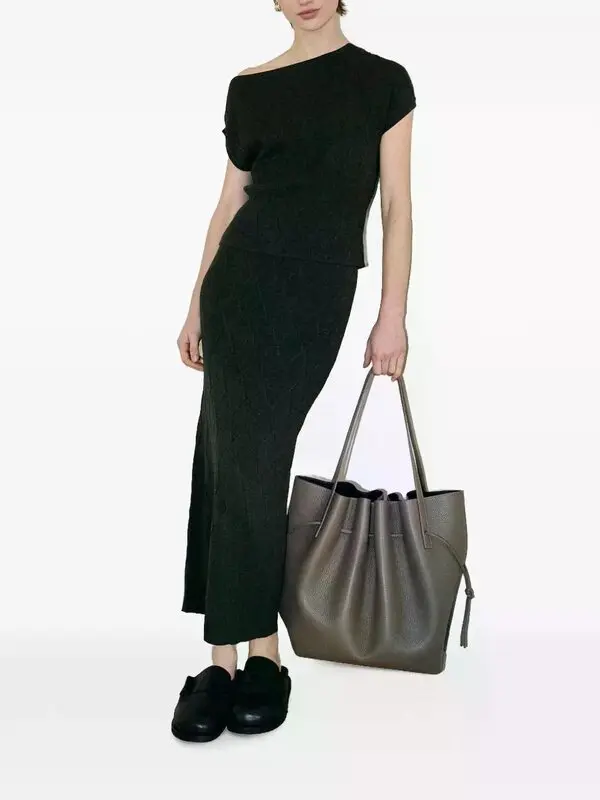 Yuzefi Scallop Tote Bag