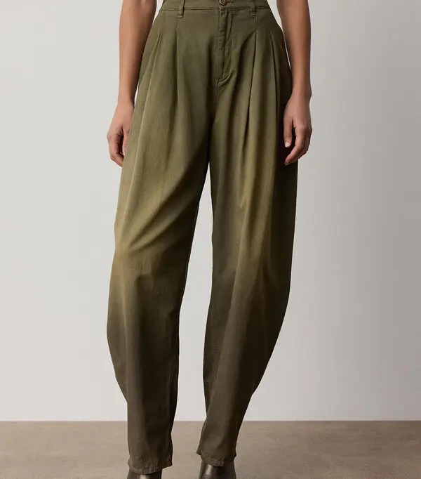 Ralph Lauren Ellen Barrel Chinos - Gold