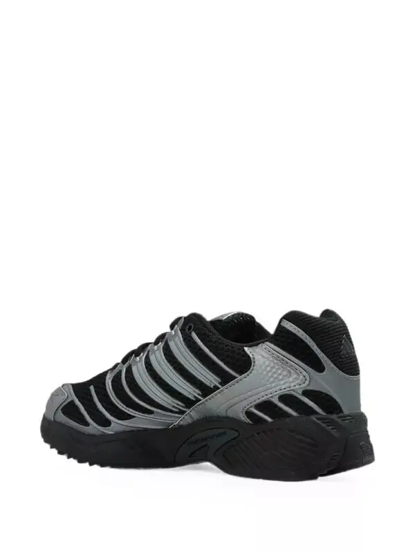 Adidas Adistar Control 3 Sneakers