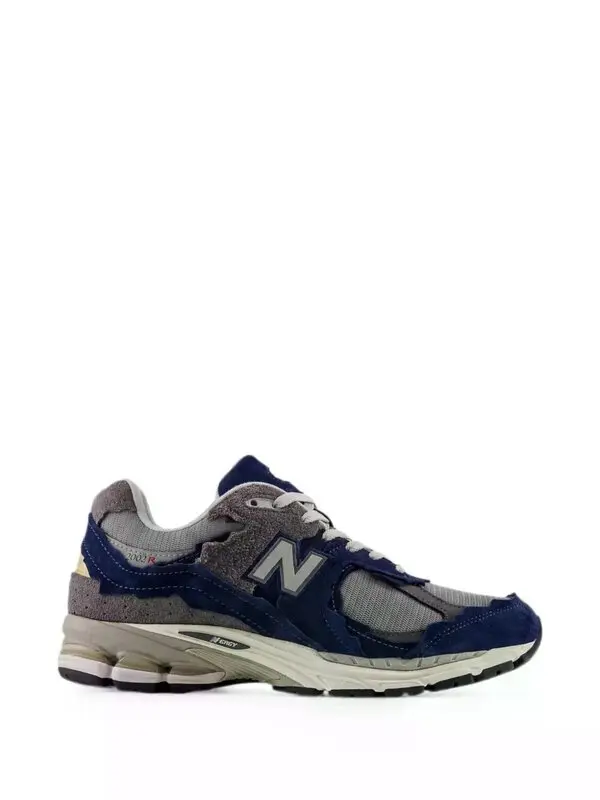 NEW BALANCE 2002r Sneakers