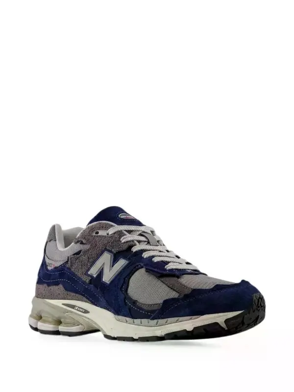 NEW BALANCE 2002r Sneakers