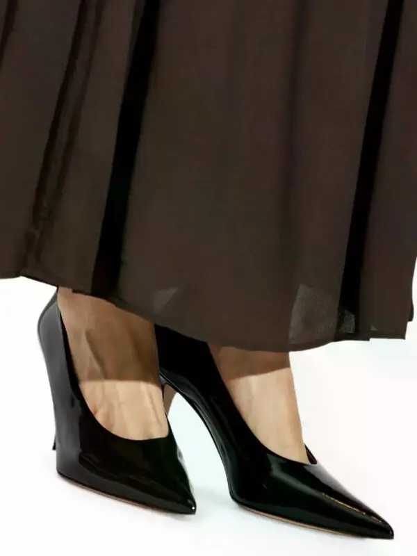 GIANVITO ROSSI Robbie Pumps