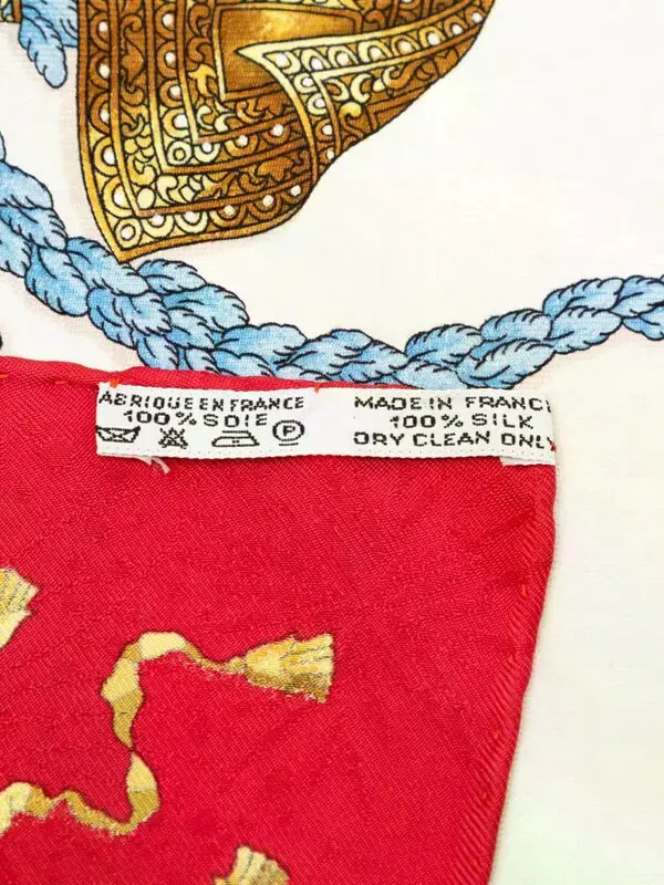 Hermès 1994-1995 Les Fêtes Du Roi Soleil Silk Scarf 90 Scarves - Red