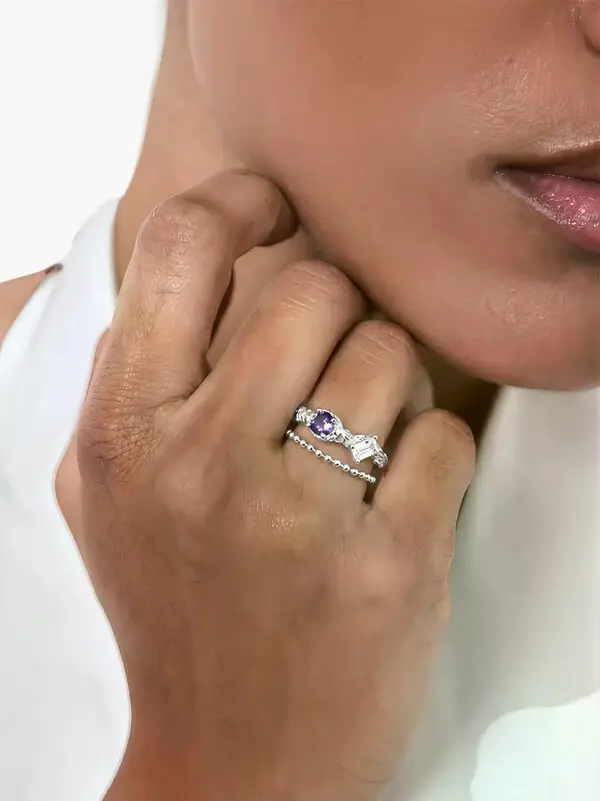 VELORA VIE Empress Ardent Embellished Ring