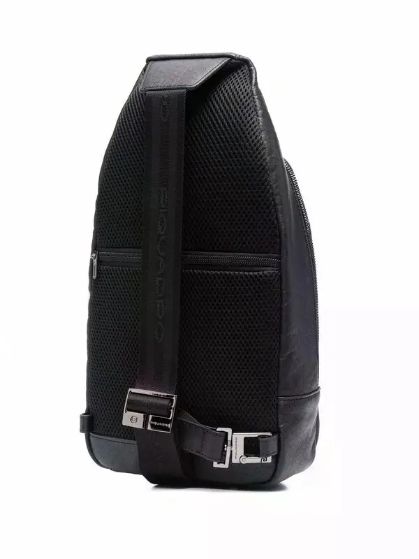 PIQUADRO Debossed-logo Sling Bag