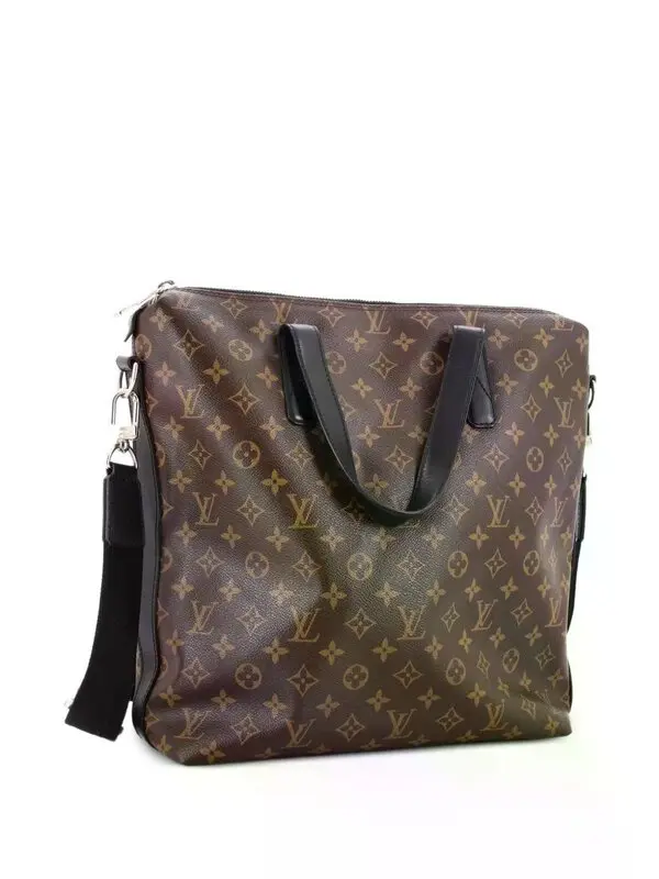 LOUIS VUITTON Monogram Canvas Tote Bag