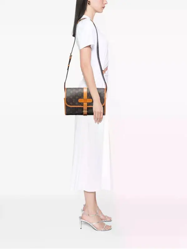 LOUIS VUITTON 1987 Monogram Marne Crossbody Bag