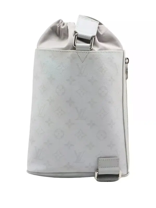 LOUIS VUITTON 2019 Monogram Chalk Sling Bag Crossbody Bag