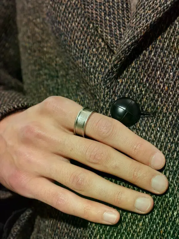 MAISON MARGIELA Logo-engraved Band Ring