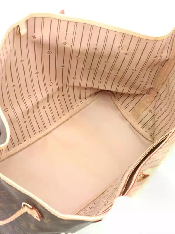 LOUIS VUITTON 2009 Monogram Neverfull Gm Tote Bag