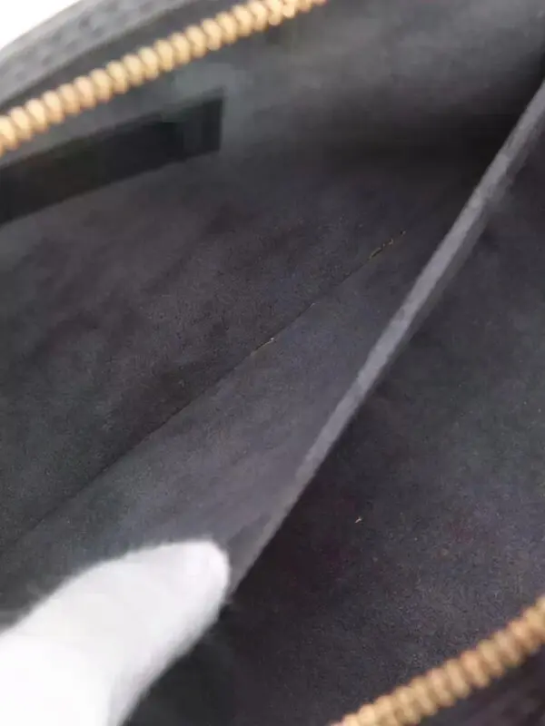 LOUIS VUITTON 1999 Epi Jasmine Handbag
