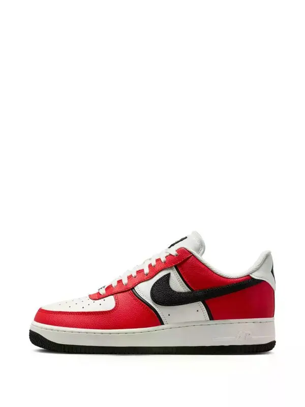 Nike Air Force 1 '07 Lv8 Sneakers - Red